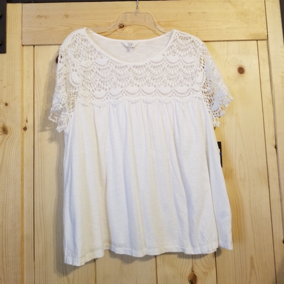 crown & ivy | Tops | Crown Ivy Crochet Cap Sleeve Peasant Top | Poshmark